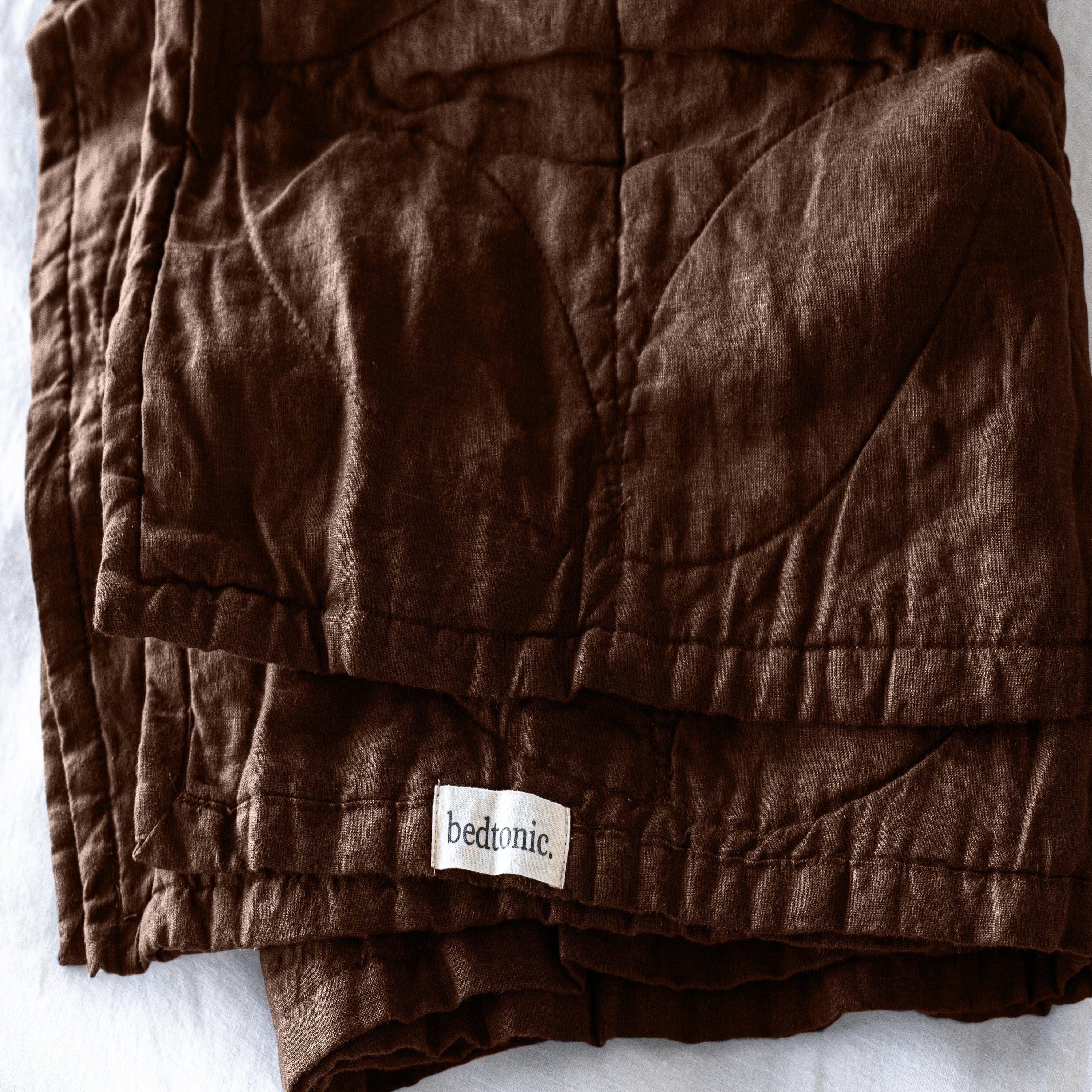 CIRCLE STITCHED FLAX LINEN BLANKET - COCOA